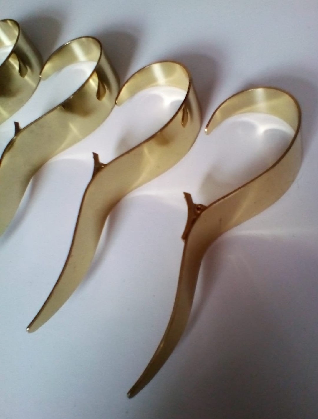 Shiny Gold S-shaped Curved Curtain Cobra Hooks, Shower Curtain Hooks ...