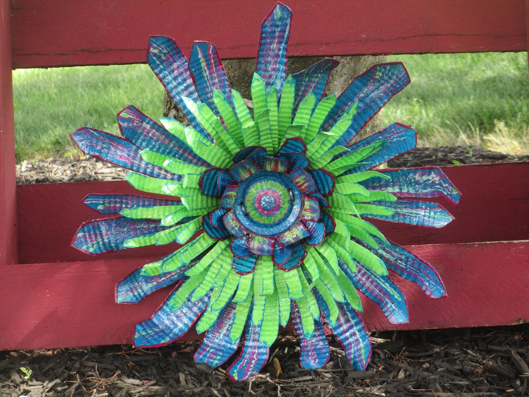 Recycled Metal Flower/ Metal Art/ Tin Can Flower/ Garden/ Yard Décor ...
