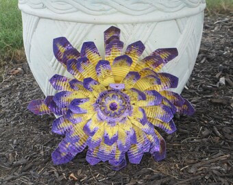 Recycled Metal Flower/ Metal Art/ Tin Can Flower/ Garden/ Yard Décor ...