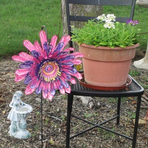 Recycled Metal Flower/ Metal Art/ Tin Can Flower/ Garden/ Yard Décor ...