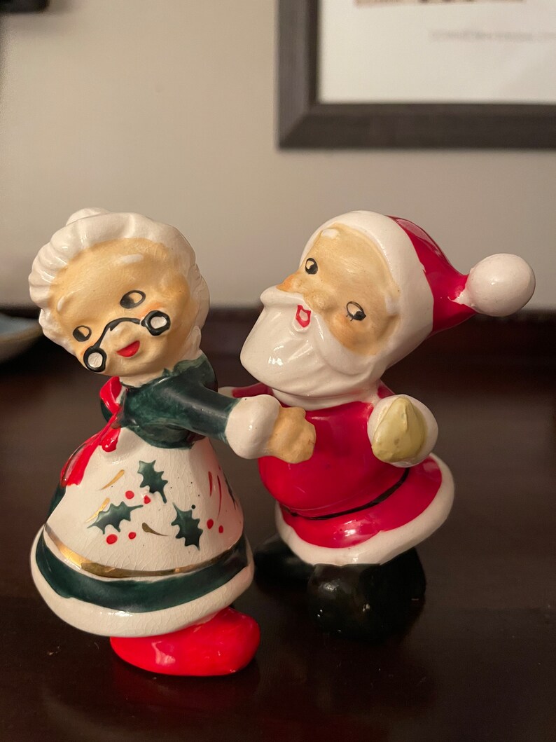 HTF Dancing Mrs. & Mr. Clause Shakers - Etsy
