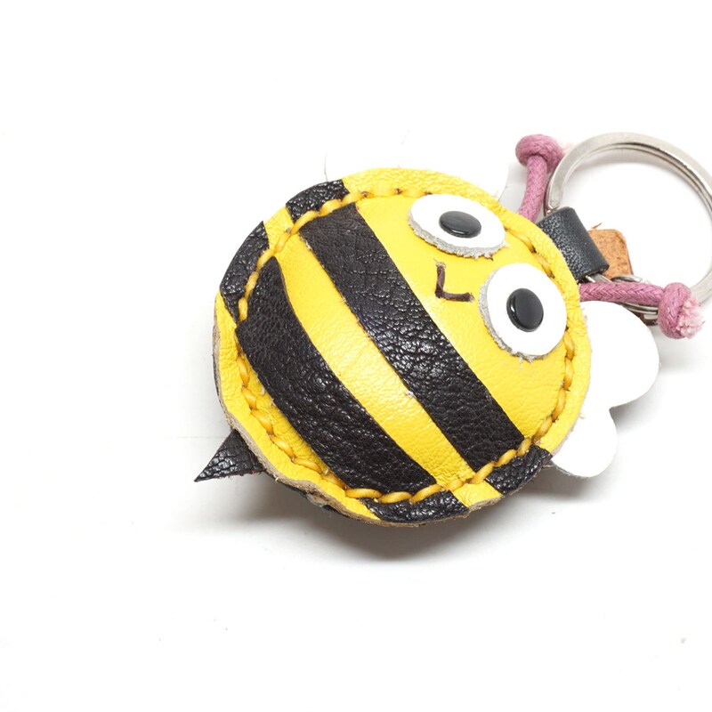 Bumble Bee Keychain - Etsy