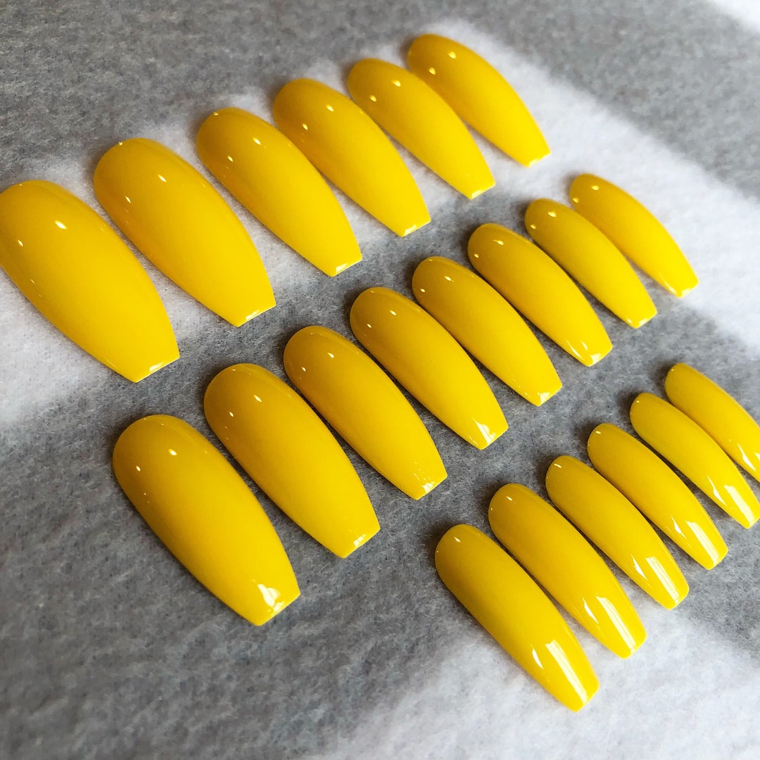 Yellow Fake Nails, Faux Nails, Glue on Nails, Yellow Nails, Golden ...