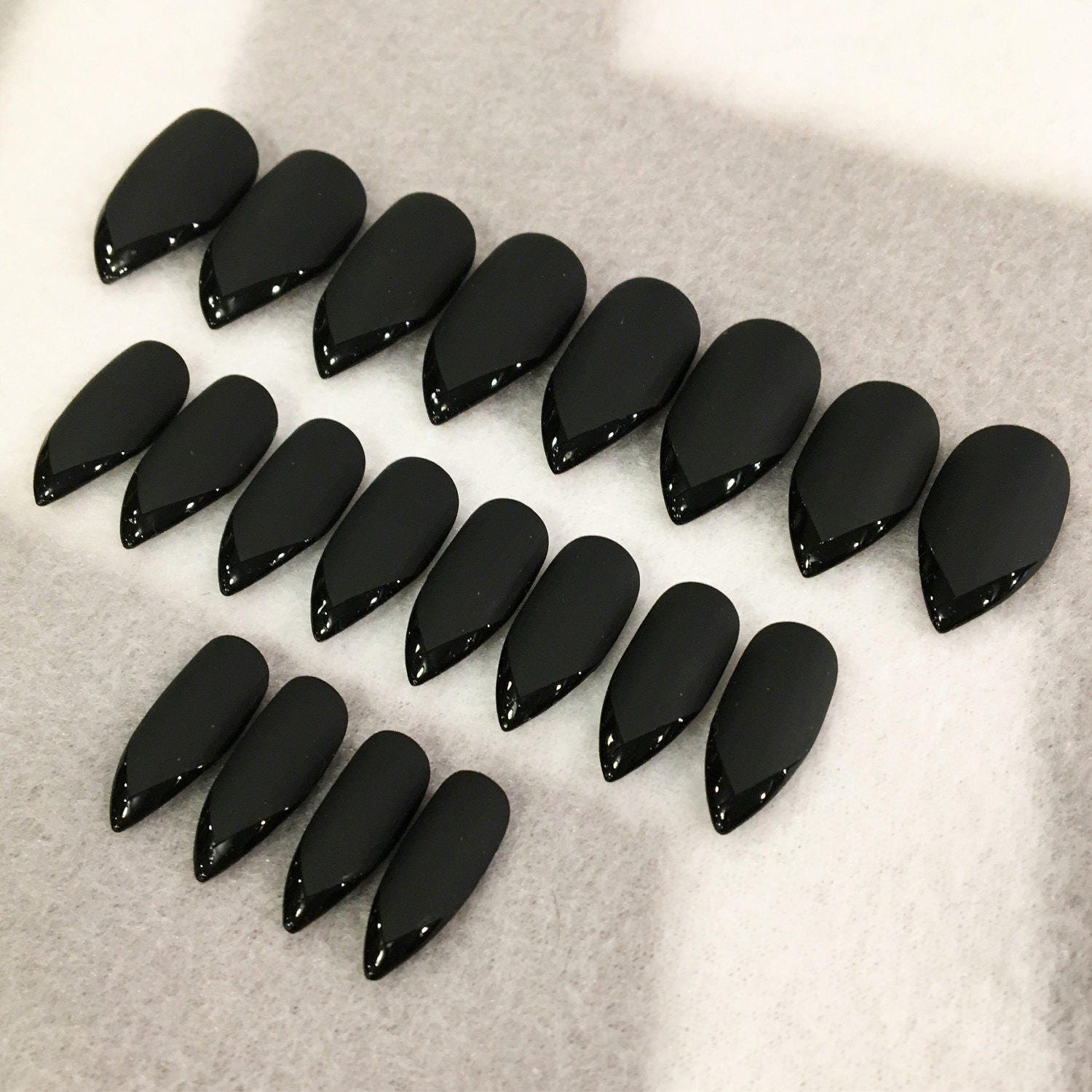 Black Matte and Gloss Fake Nails Faux Nails Gloss Tips - Etsy