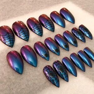 Chameleon Spiderweb Fake Nails, Faux Nails, Glue on Nails, Chameleon ...