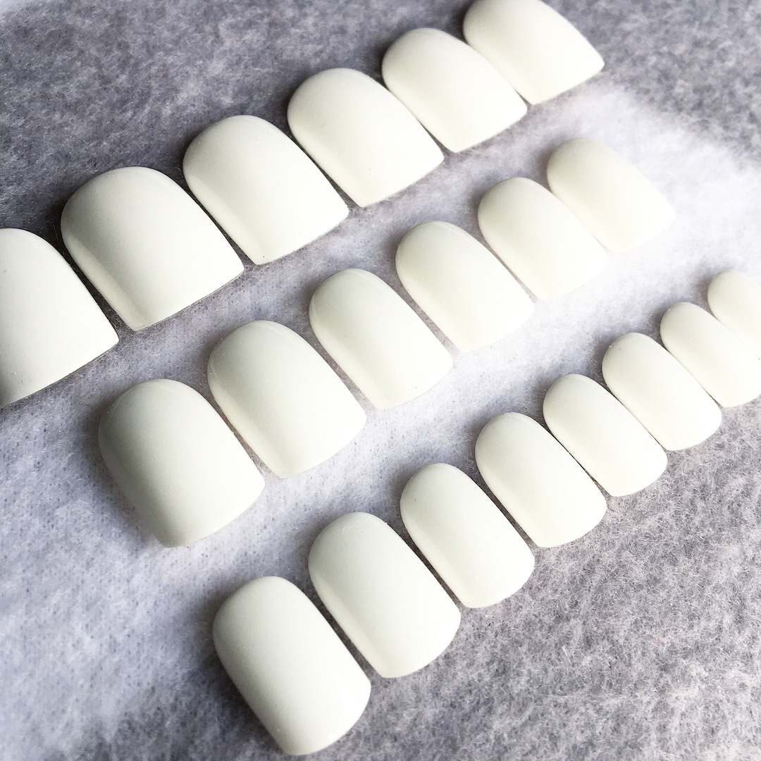 White Fake Nails, Faux Nails, Glue on Nails, White Nails, White, Press ...