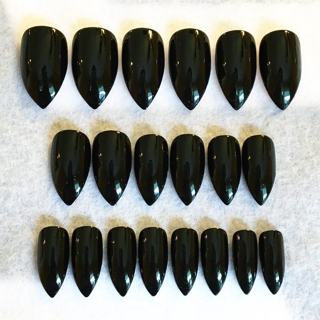 Black Fake Nails, Faux Nails, Glue on Nails, Black, Dark Nails, Spooky ...
