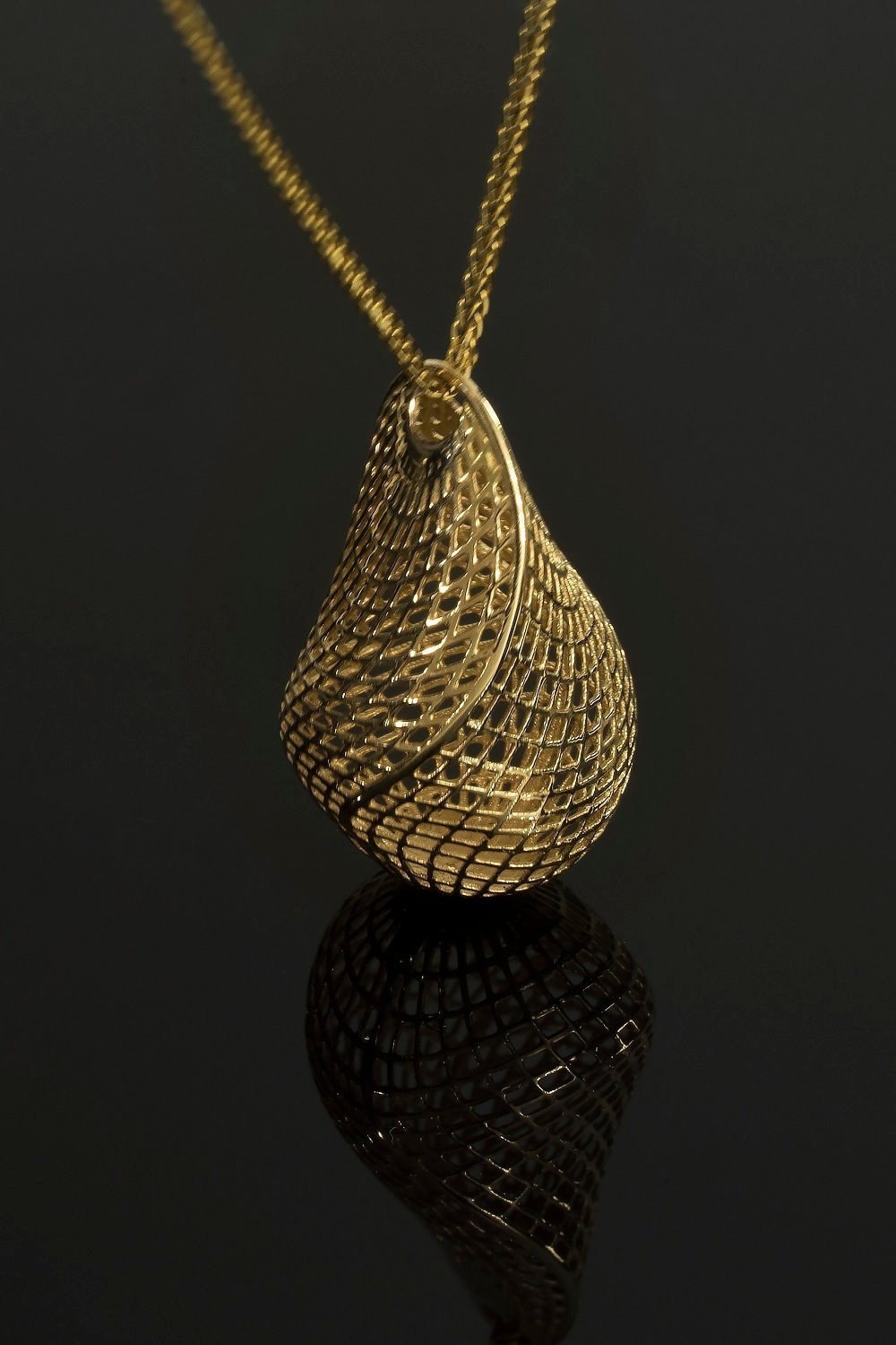 18k Gold Drop Pendant | Modern Pendant for Women | Statement Pendant ...