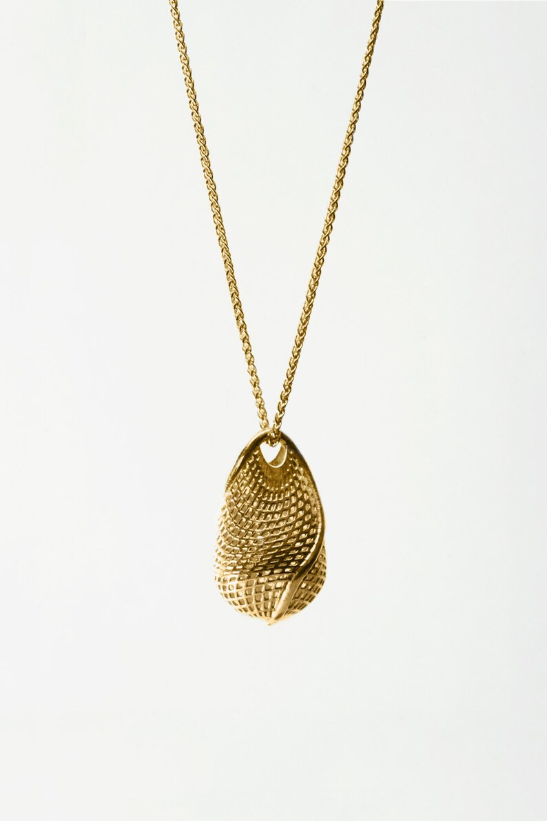 18k Gold Drop Pendant | Modern Pendant for Women | Statement Pendant ...