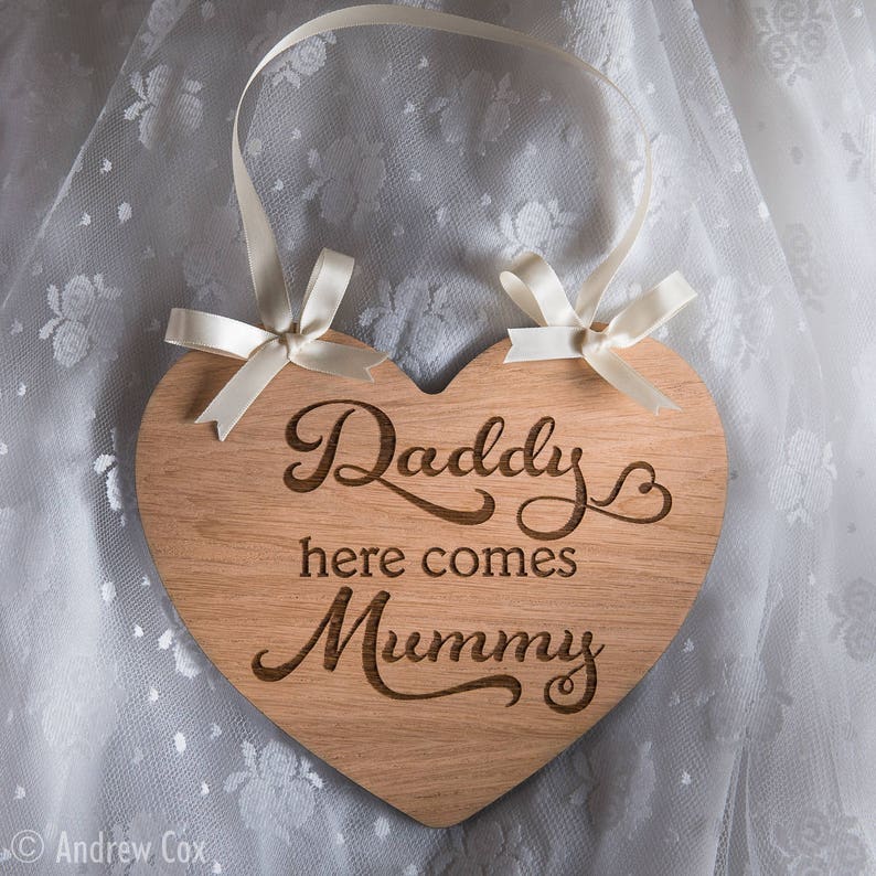 Daddy Here Comes Mummy Wedding Signs Hand Held Sign for - Etsy UK