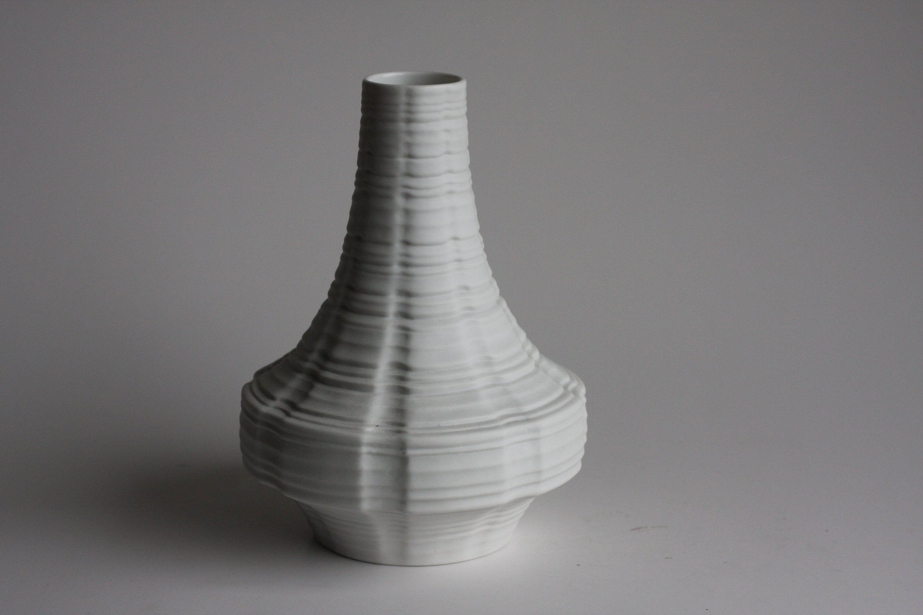 Mid-century German Selb Bavaria Heinrich UFO Vase Bisque - Etsy