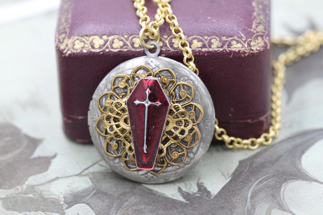 Gothic Locket Necklace, Nosferatu Dracula Coffin Locket, Gothic Vampire ...