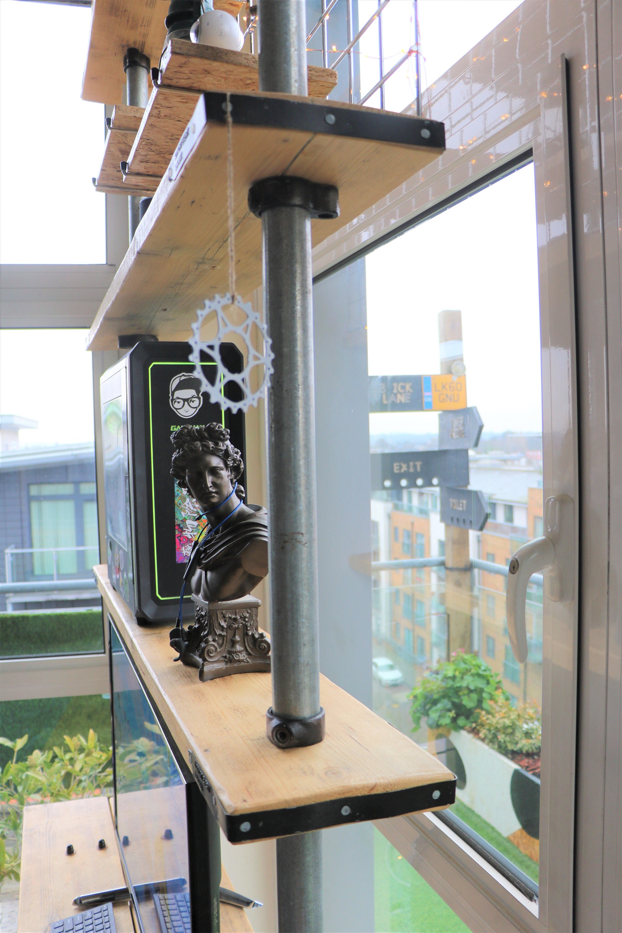 Custom Rustic Floor-to-ceiling Scaffold Work Desk/bookshelf - Etsy