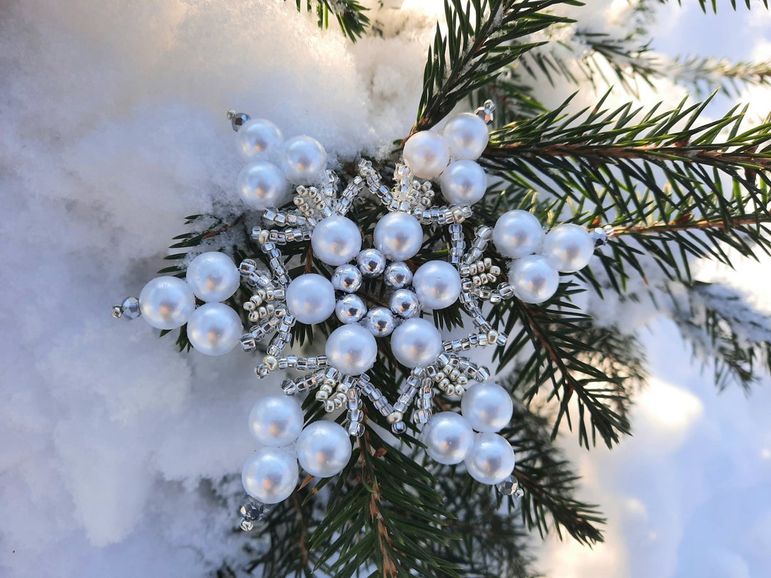 Silver White Christmas Tree Star Decoration, Beaded Snowflake, Holiday ...