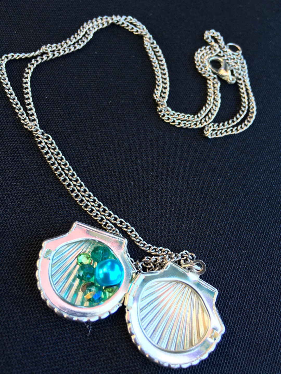 Lot of 5 Sea Shell Lockets. Mermaid Party Favors. Beach - Etsy