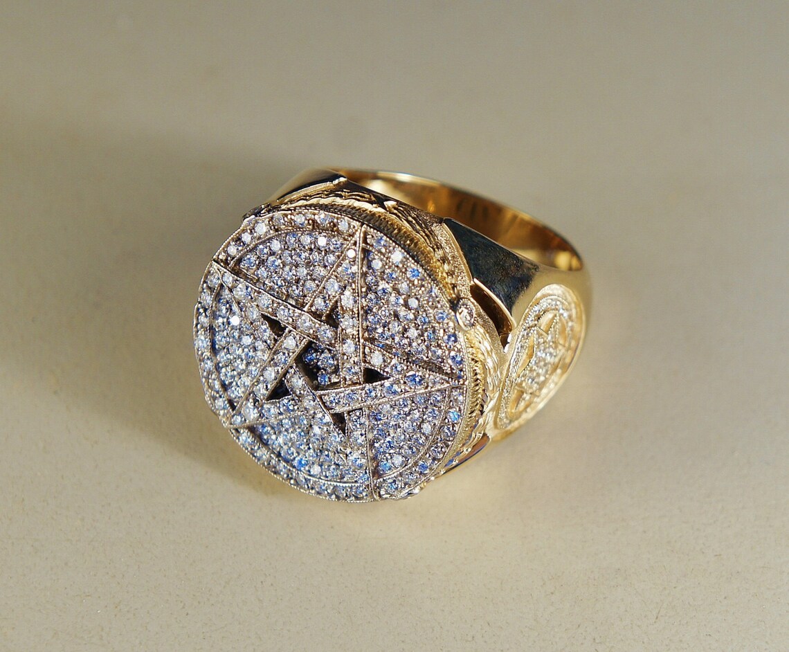 Masonic Ring - 18K Gold - Diamonds - Big Men's Ring - Heavy Gold Ring ...