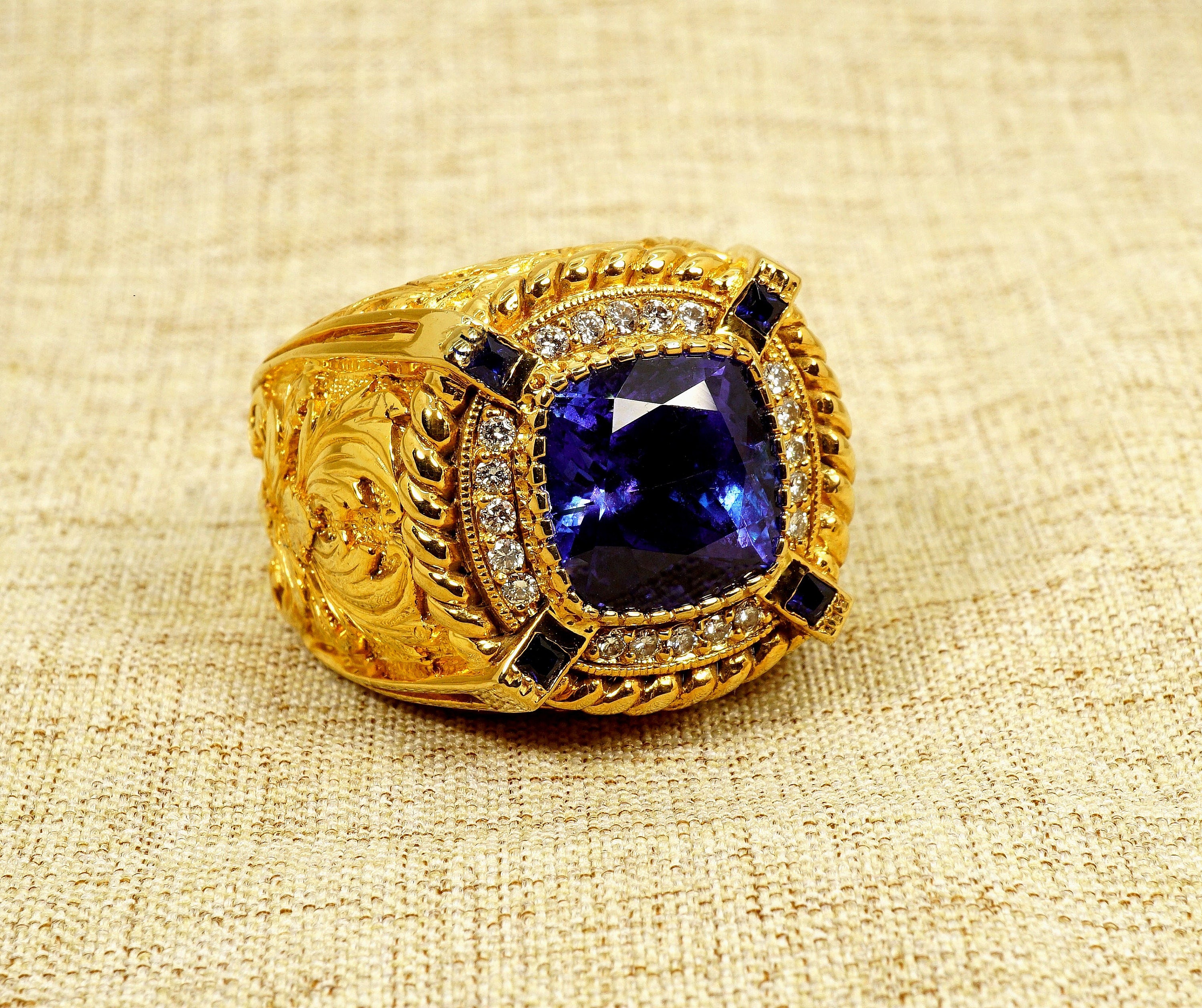 Oversize Ring - 14K Gold Ring - Setting Frame - Hand Engraving ...