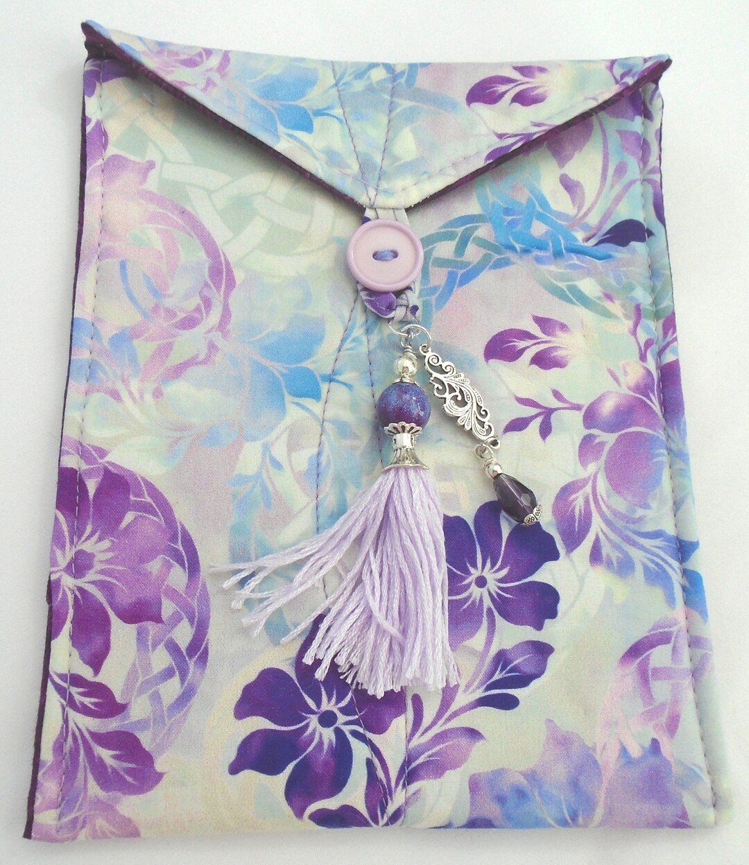 Delicate Floral Celtic Knot Work Handmade Quilted Tarot Bag Lavender ...