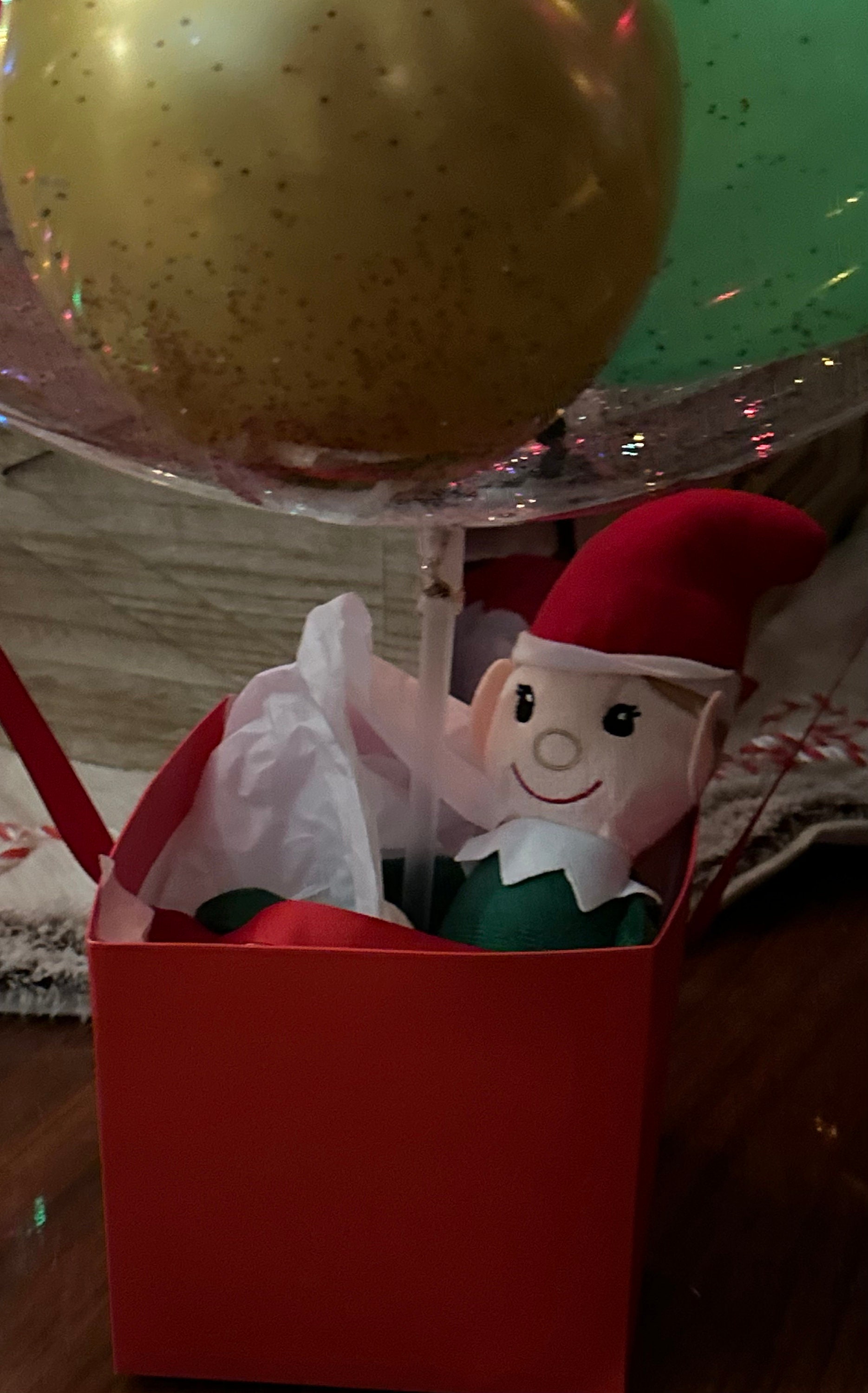 Personalized ELF W/balloon & Letter, 20 In"hot Air Balloon Style" W ...