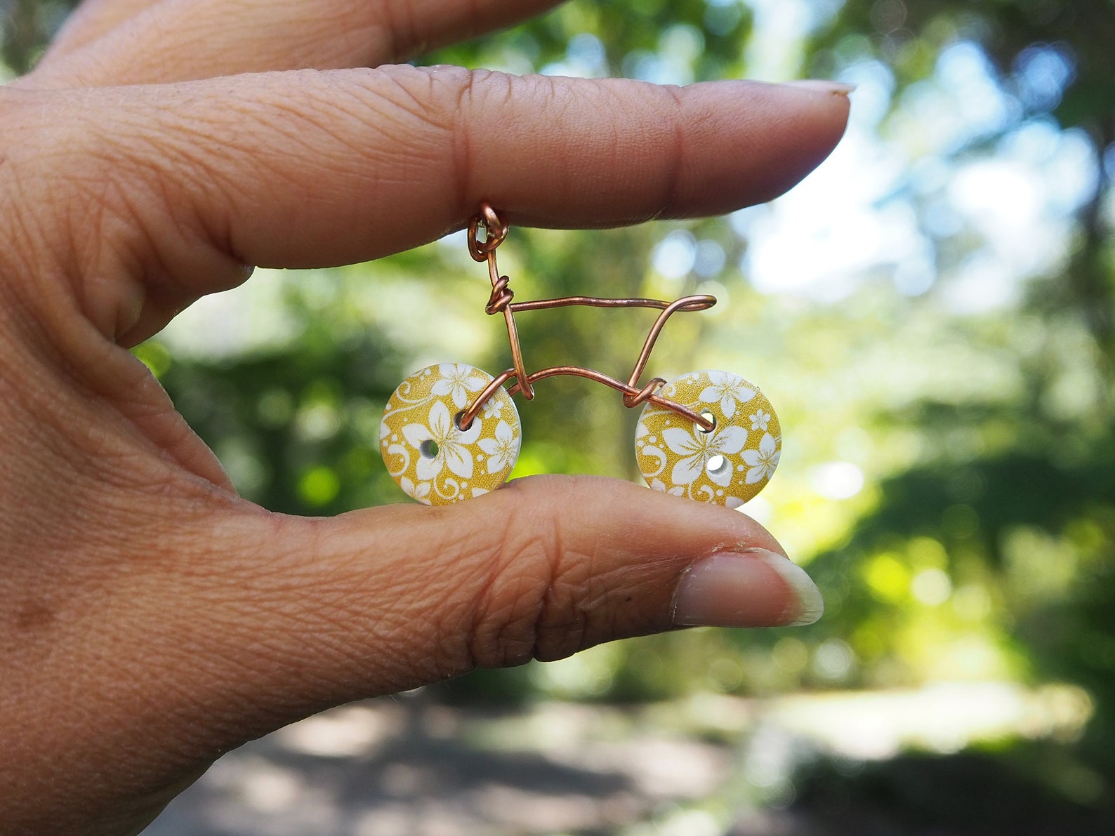 Flower Fairy Bicycle, Miniature Wire and Button Bicycle, Fairy Garden ...