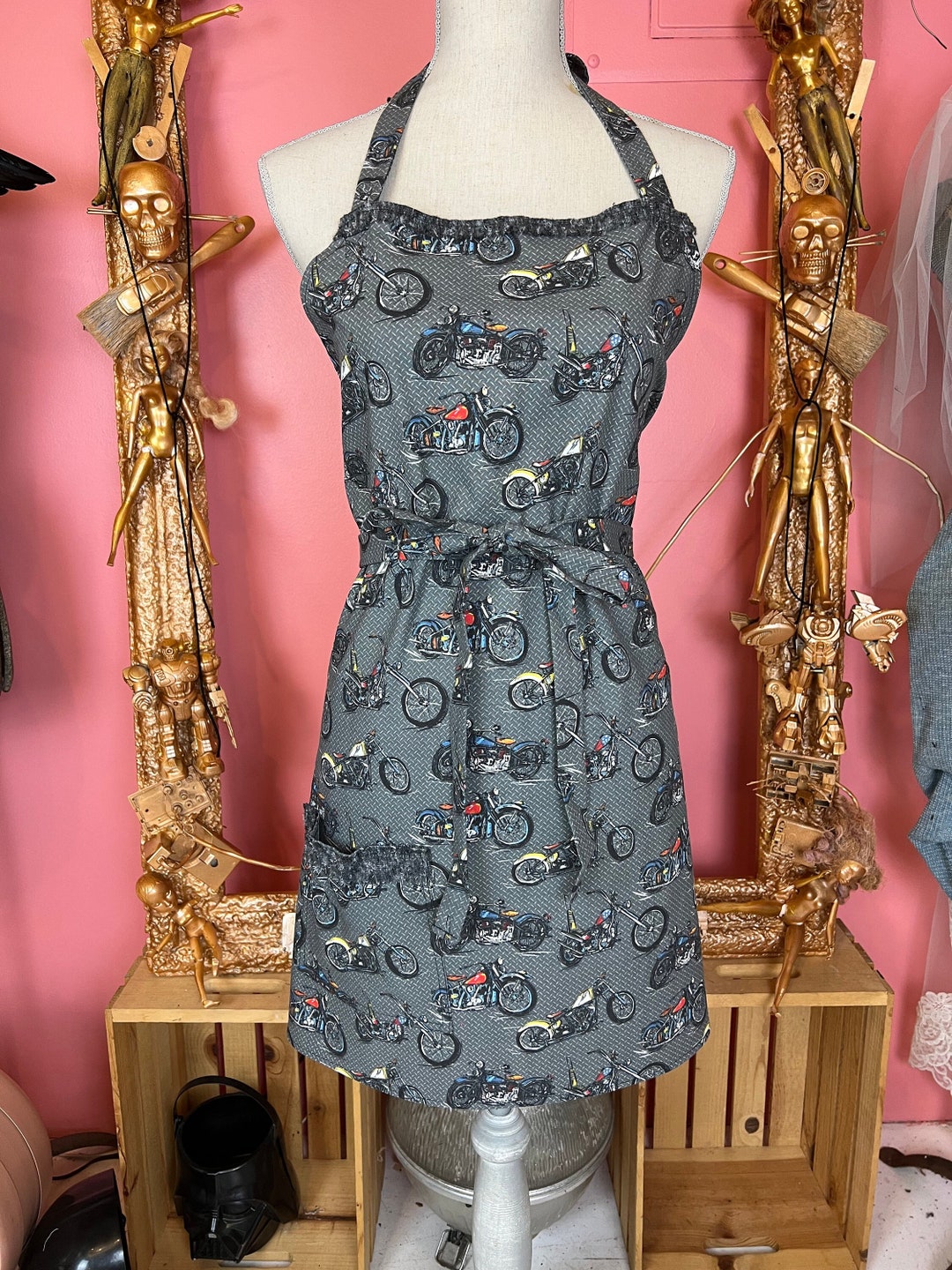 Woman's Motorcycle Apron With Pocket Apron With Motorcycles Motorcycle ...