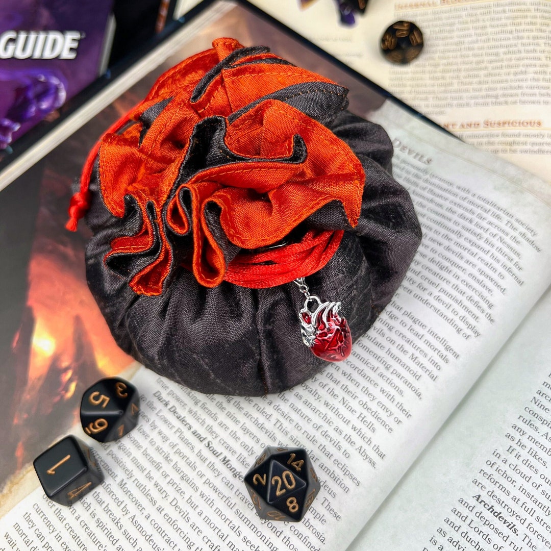 The Hellion's Heart Holds 12 Sets Dice Bag With Pockets Tabletop Gaming ...