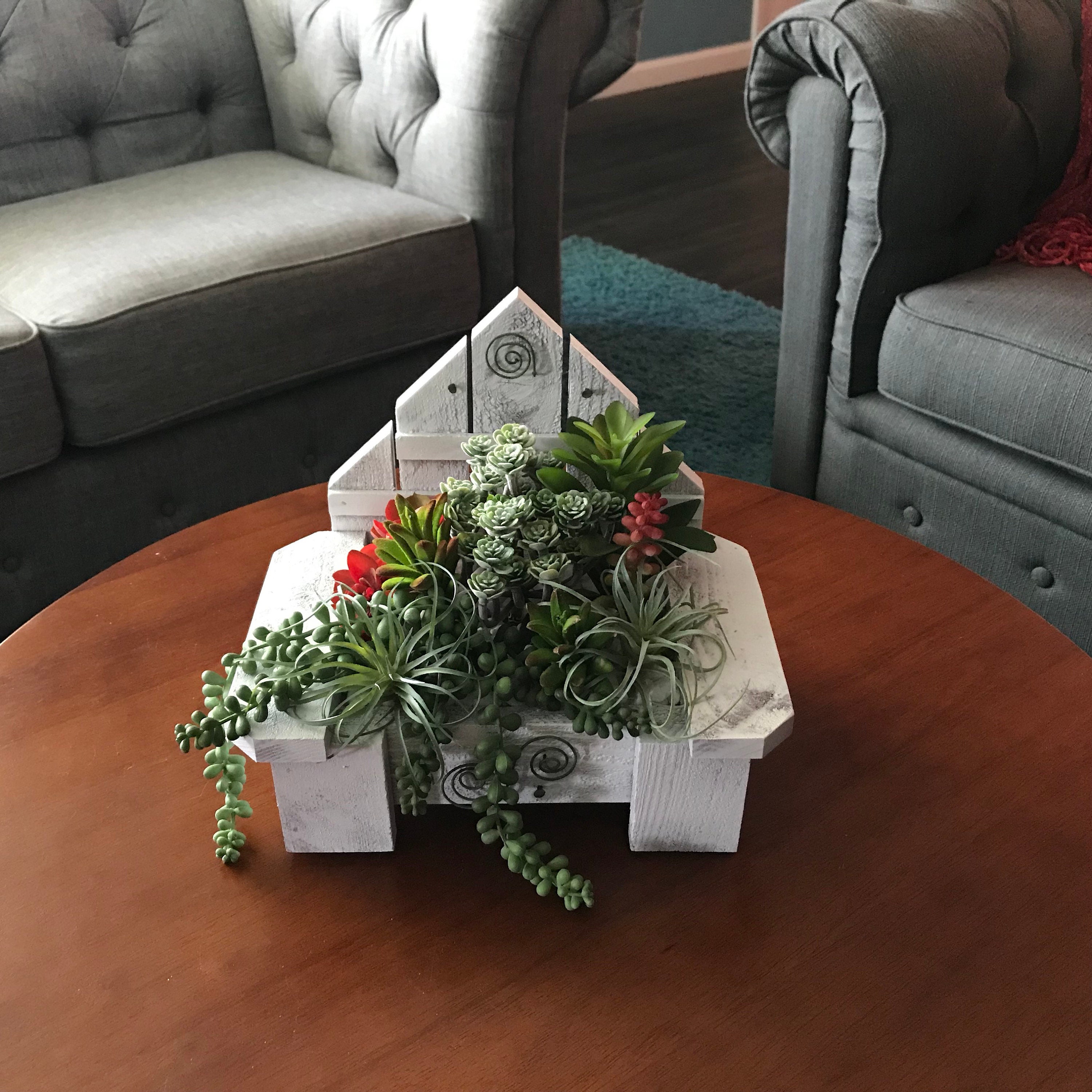 Succulent Coffee Table Centerpiece : Diy Succulent Centerpiece Planter ...