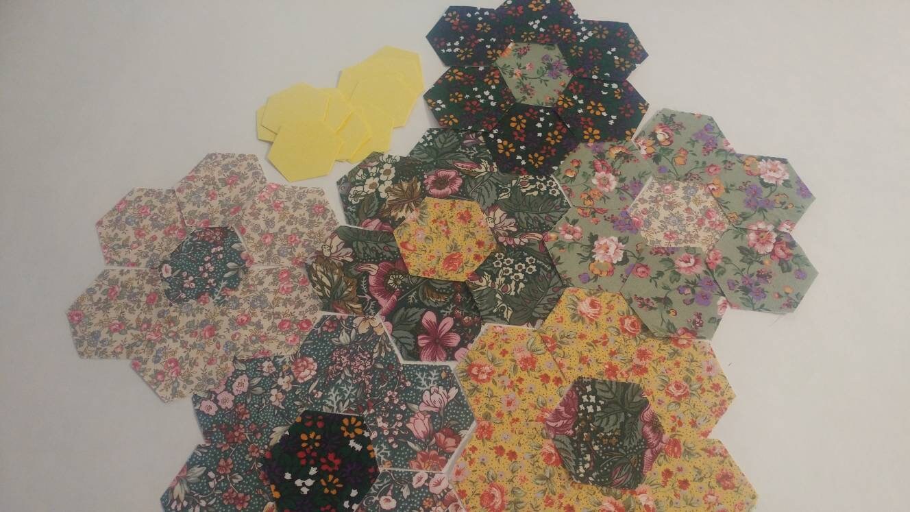 Pre Cut, Hexagon,hexie, 1 Finished Size. EPP. Card Templates Included ...