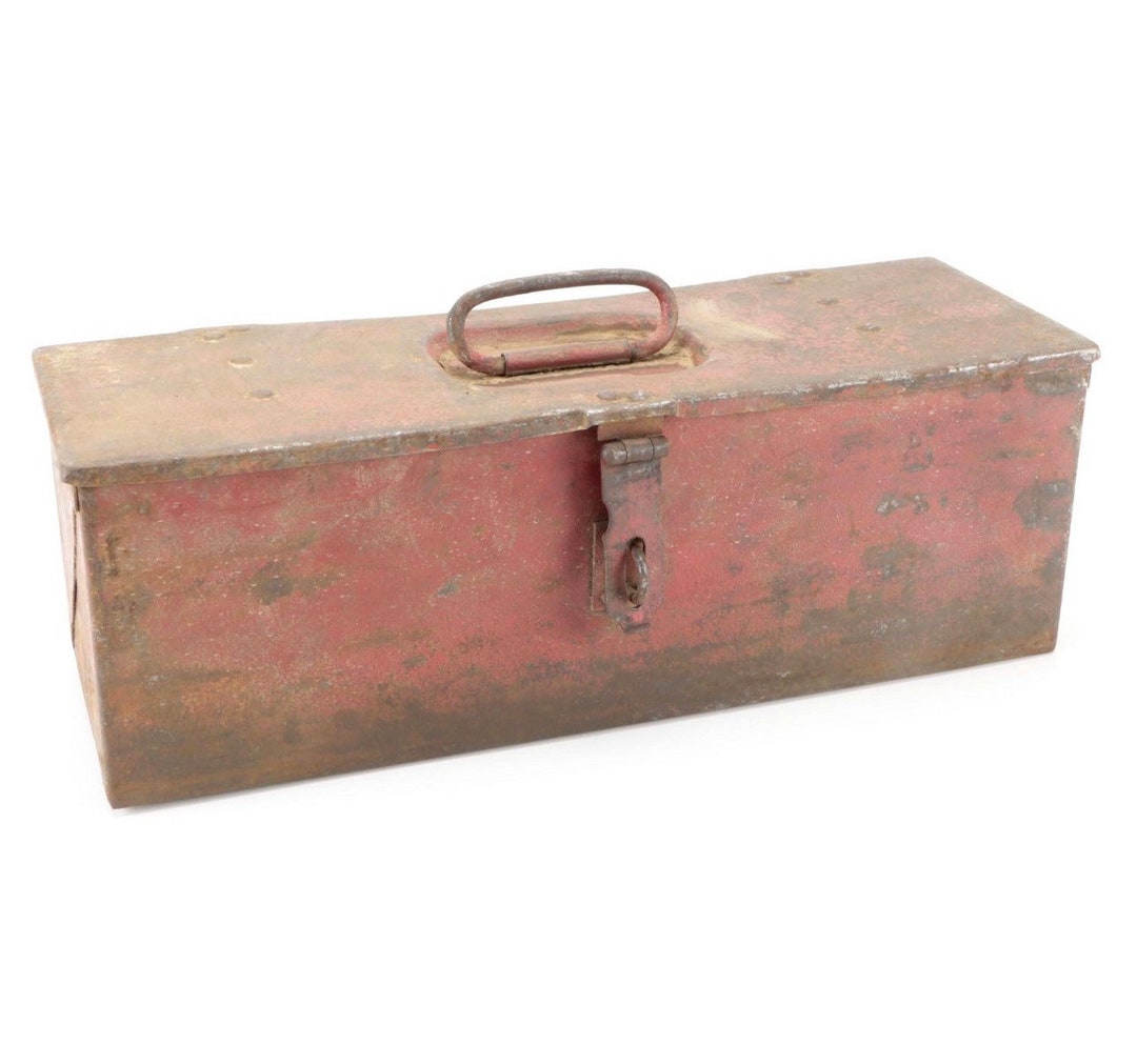 Vintage Red Metal Tool Box With Clasp - Etsy