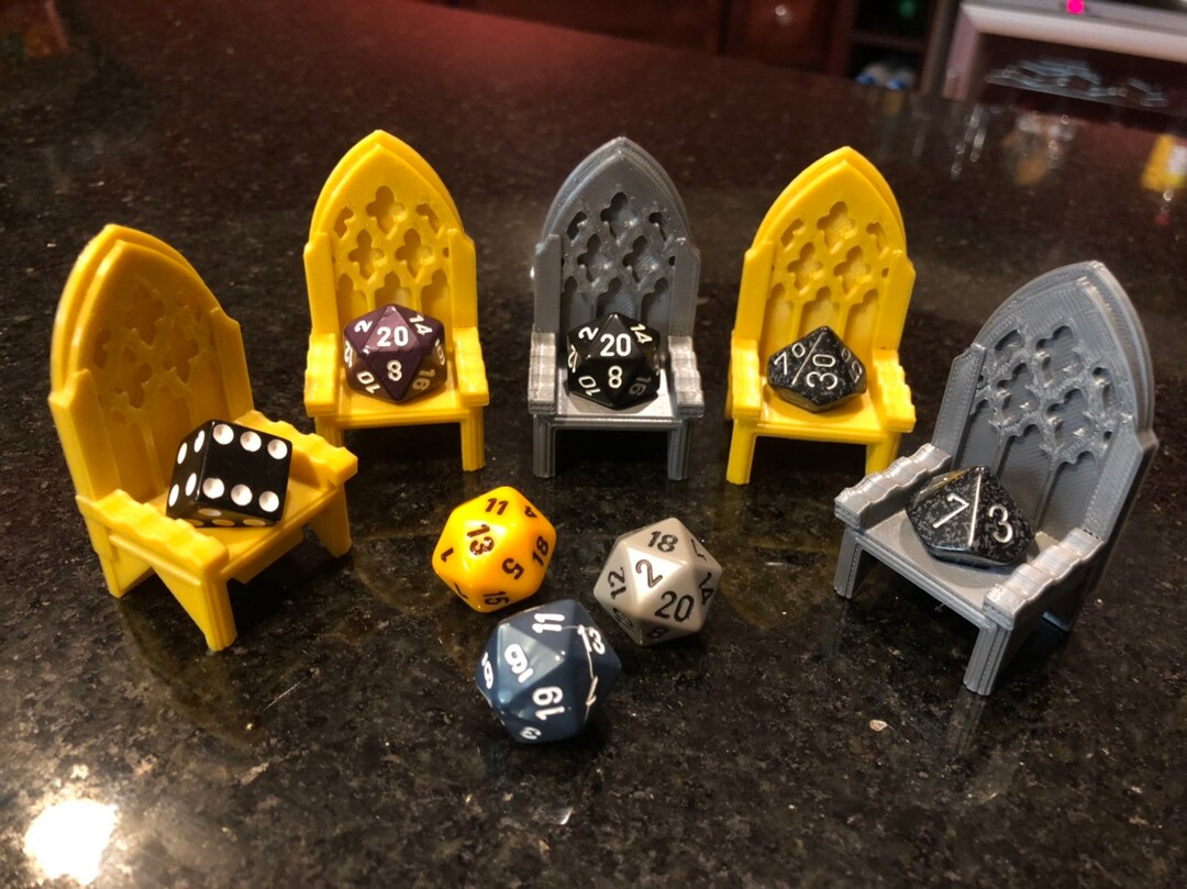 Dice Throne - Gothic Style - Dungeons and Dragons - Well Behaving Dice ...