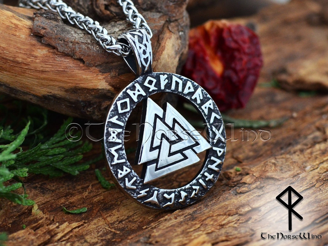 Valknut Viking Necklace, Norse Runes Pendant, Odin's Symbol Viking ...