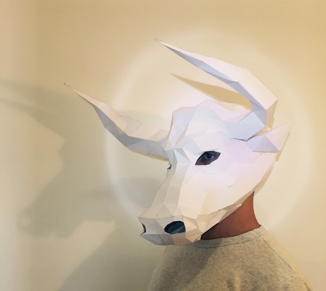 Machen Sie Ihre Minotaurus Bullen Maske aus Papier, PDF Schnittmuster ...