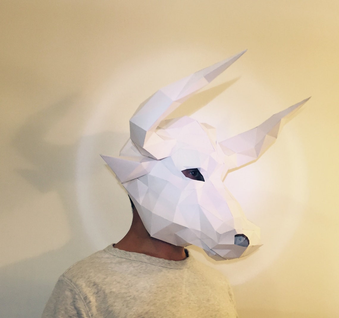 Machen Sie Ihre Minotaurus Bullen Maske aus Papier, PDF Schnittmuster ...