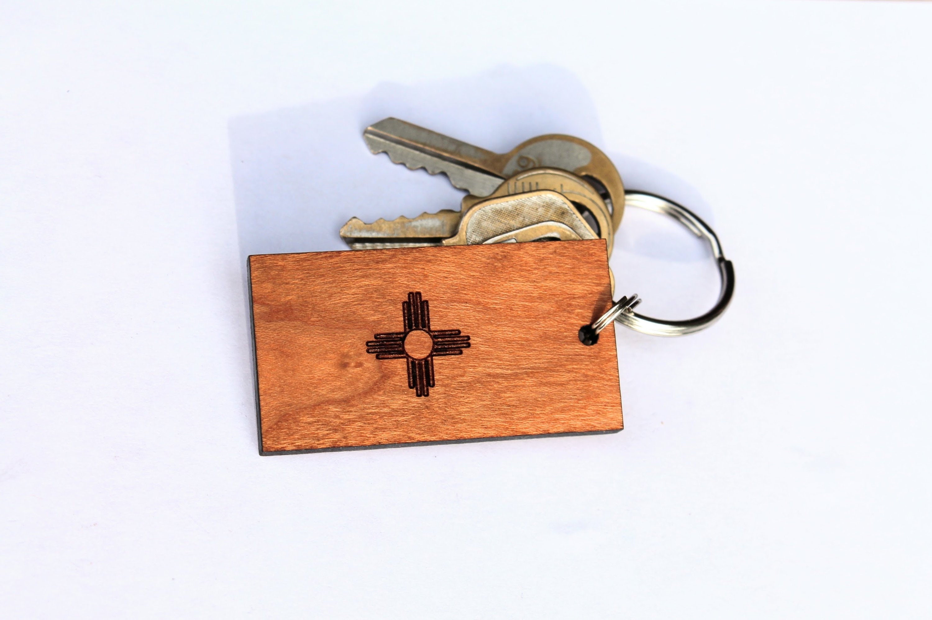 New Mexico State Flag Keychain - Zia Keychain - New Mexico Souvenir ...