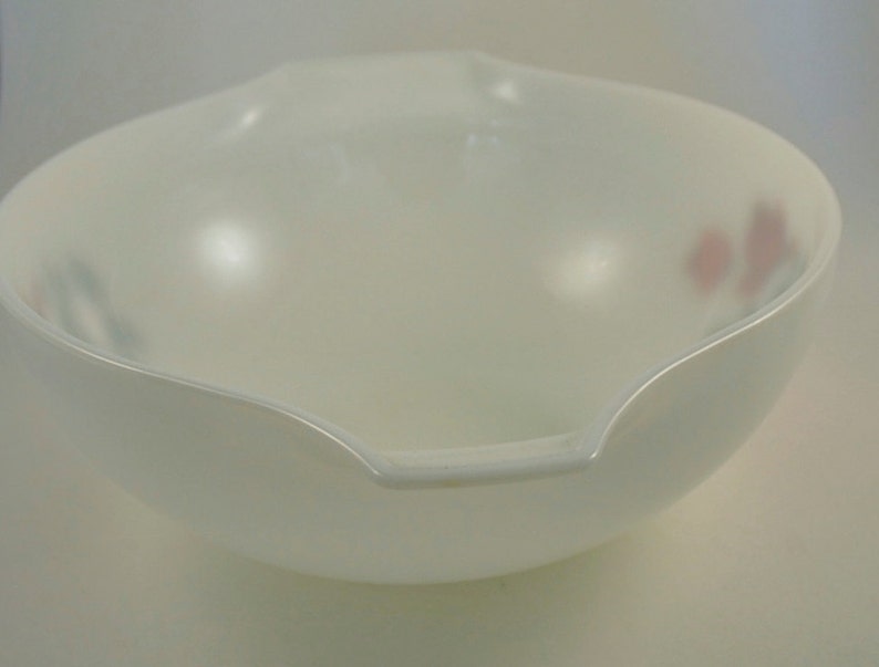 Vintage JAJ Pyrex June Rose Cinderella Mixing Bowl 1965-71 - Etsy