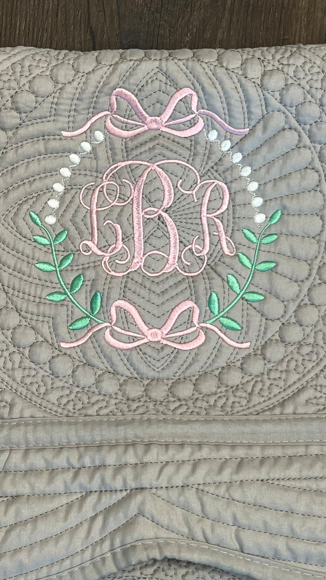 Gray Baby Quilt, Monogram Quilt, Personalized Quilt, Nursery Quilt ...