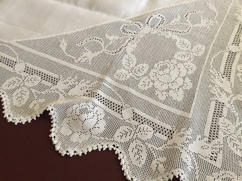Mary Card "rosebud" Crochet Lace and Linen Vintage Tablecloth English ...