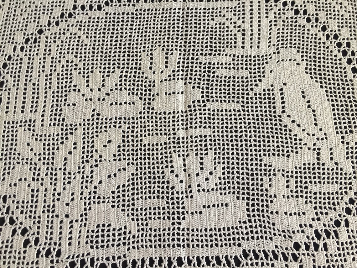 Mary Card Designed "pond Lily" (1930s) Vintage Crochet Lace Placemat ...