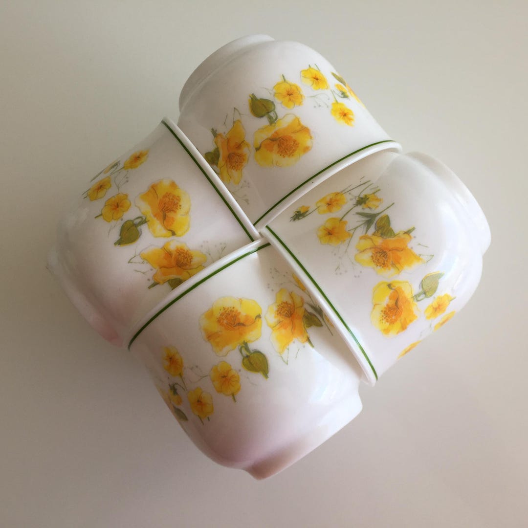 4 Vintage French Arcopal France Yellow Poppy Pattern Tea Cup and Saucer ...