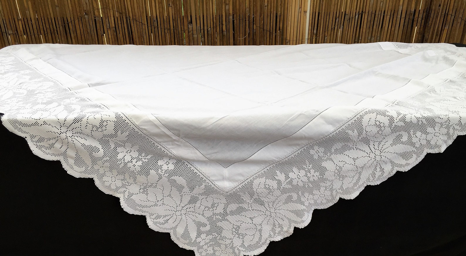 Large Antique Irish Lace and Linen Tablecloth With Ajour - Etsy