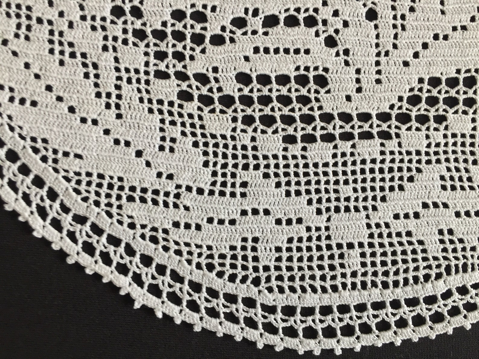 Mary Card Designed "thistle D'oyley" Filet Crochet Lace Doily English ...