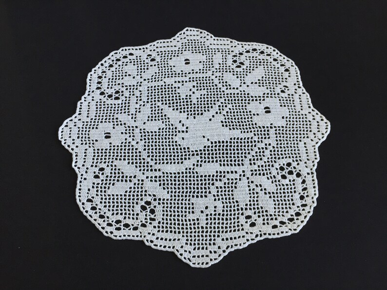Mary Card Collectible Crochet Lace Doily "wild ROSE & Pigeon" - Etsy UK