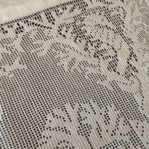 Mary Card Seaside Crochet Lace Linen Tablecloth – Vintage Aquarium ...