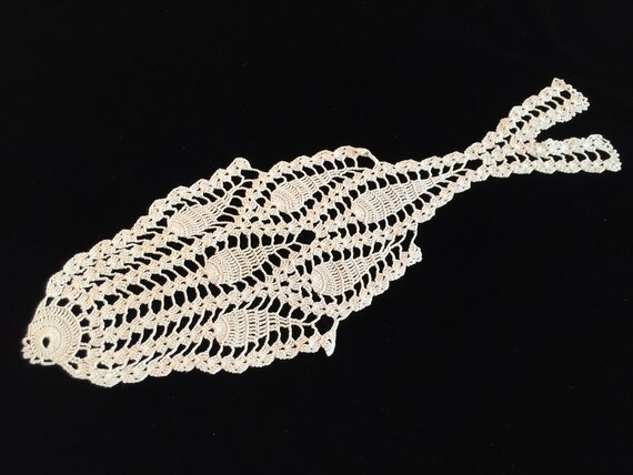 Doilies Home Décor Fish Shaped White Vintage Crocheted Lace Doily ...
