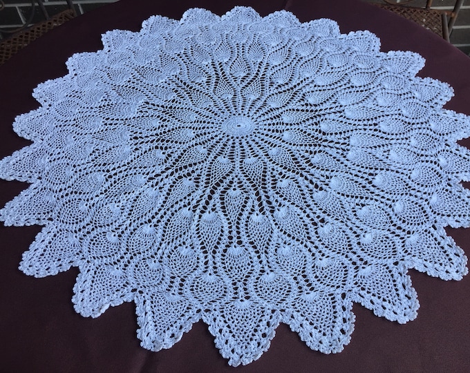 Large Vintage 25" Crochet Lace Table Centrepiece Doily/small Tablecloth ...
