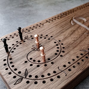 Custom Cribbage Board Personalized With Leaves and Flowers, Birthday ...