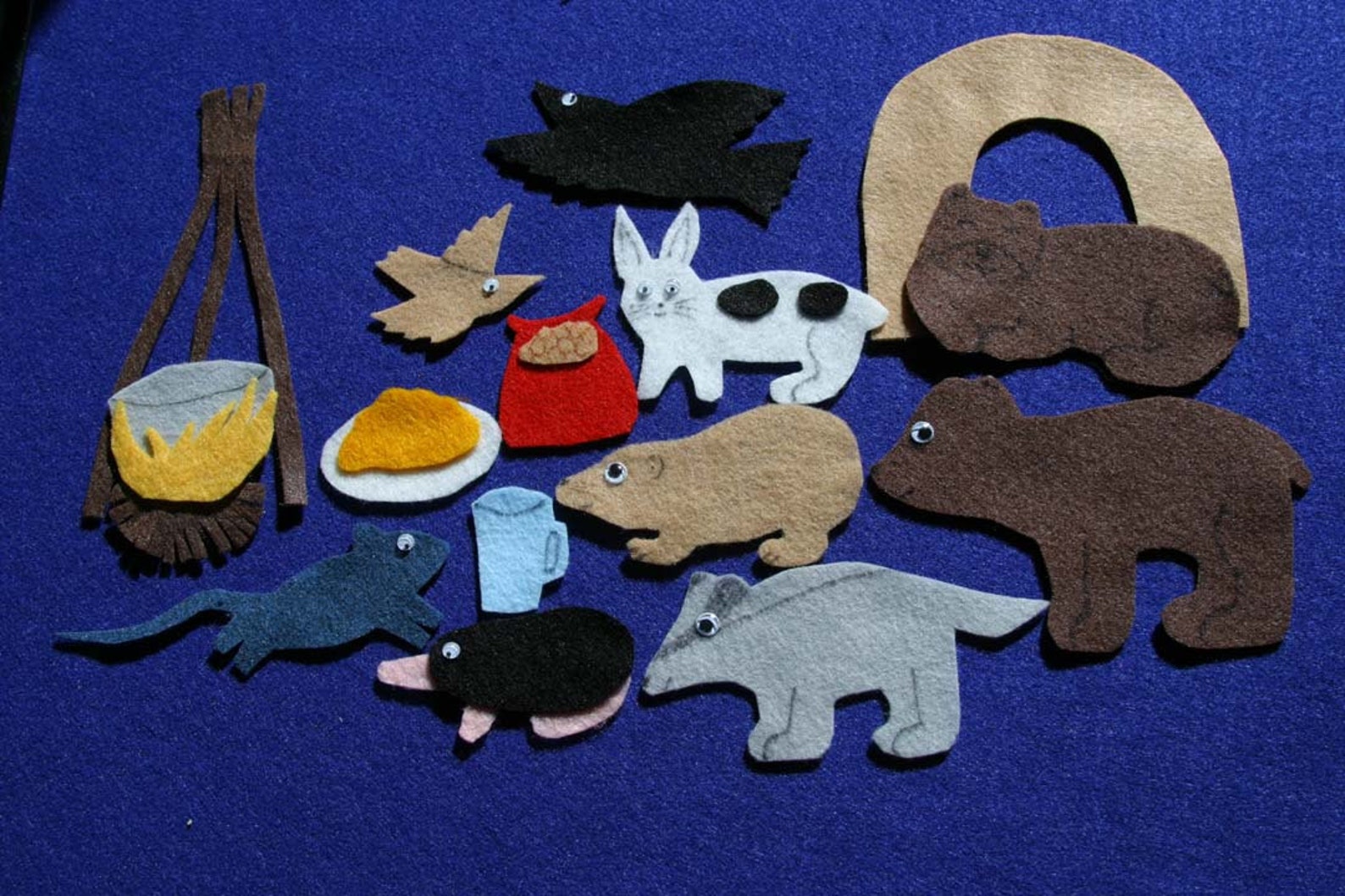 Bear Snores On Children Story Flannel board Felt set | Etsy