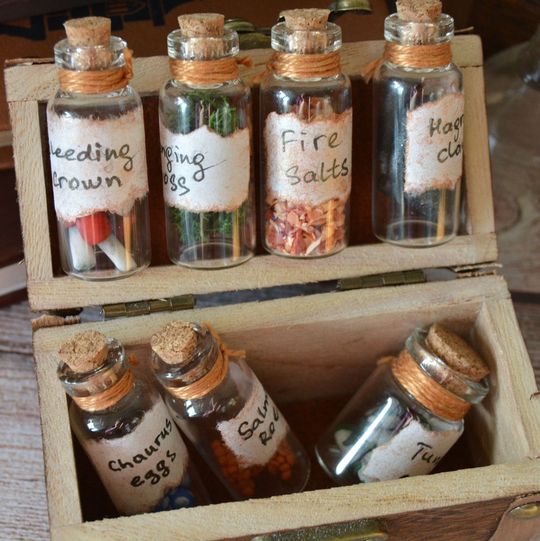 Skyrim Alchemy Ingredients Set of 7 in Small Box, Alchemy Lab, RPG ...