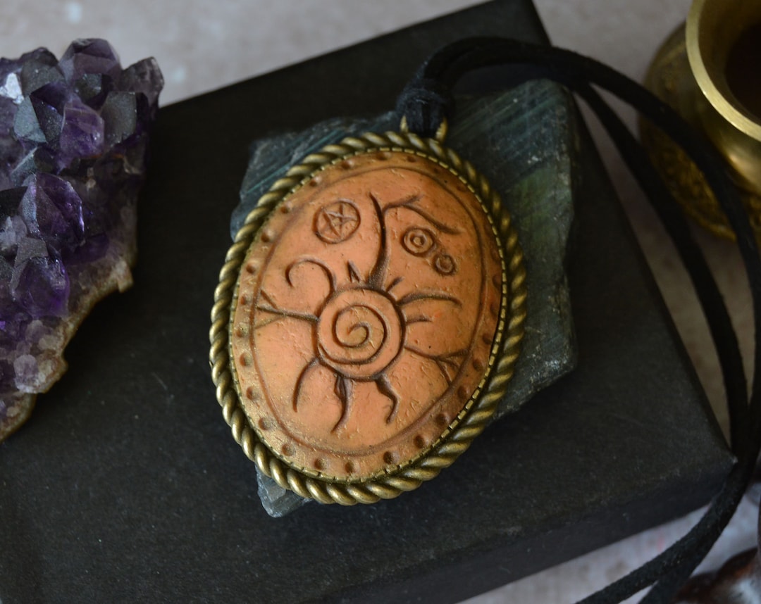 House Telvanni Necklace: Morrowind Banner Inspired Amulet - Etsy UK