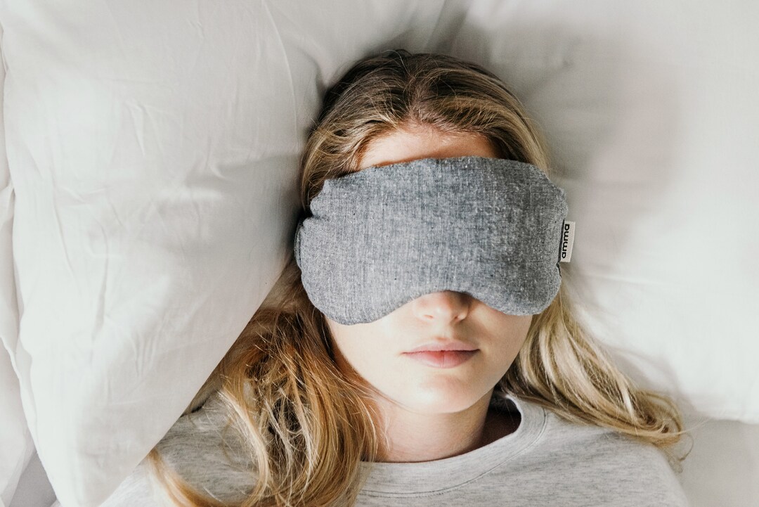 Therapeutic Mask for Adults / Helps Relieve Headaches, Insomnia, Cold ...